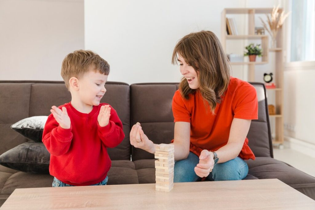 Benefits of Unstructured Play for Children with Autism - EAV